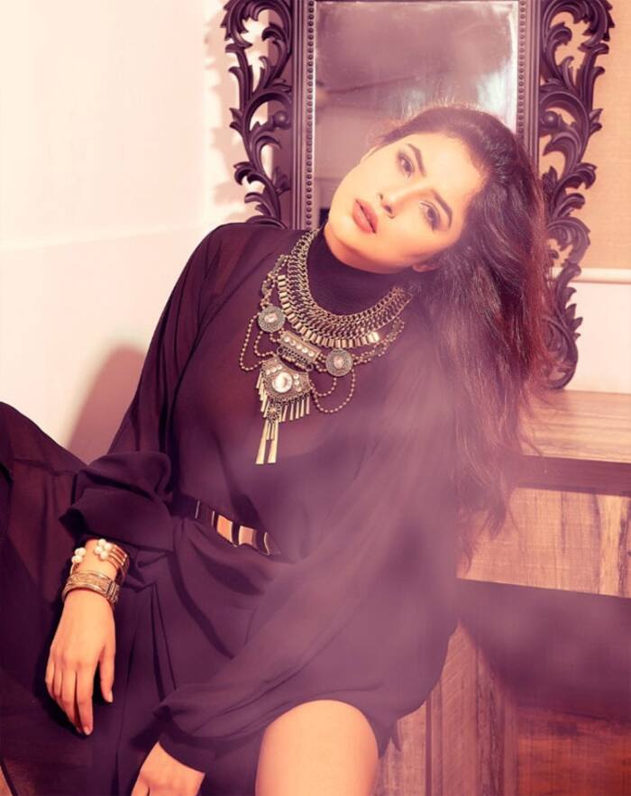 Shenaaz Gill Latest Photoshoot Goes Viral