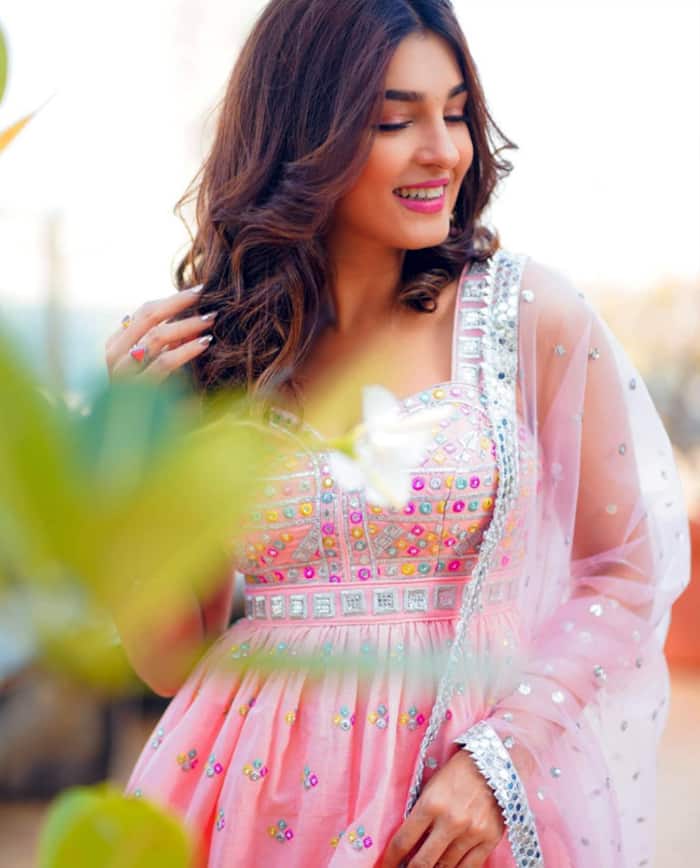 Shiny Doshi Looks Ethereal in a Strappy Pink Sharara Set| See Photos