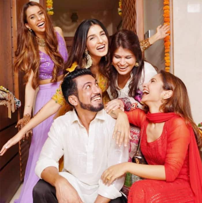 Congratulations To Shiny Doshi And Lavesh Khairajani