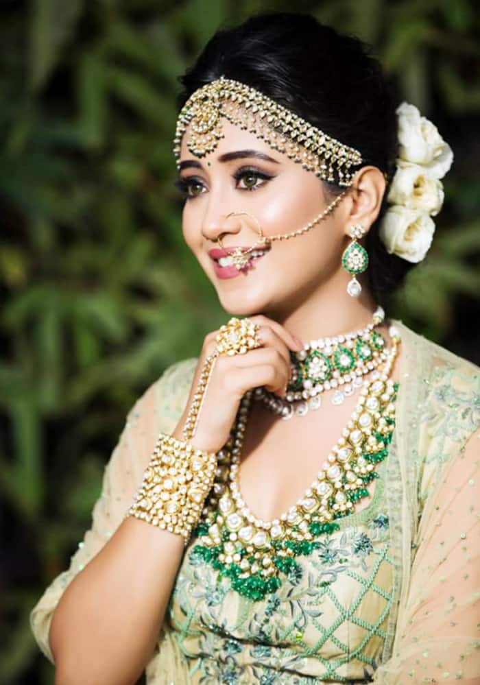 Shivangi Joshi's Green Lehenga Bridal Look: Naira Goenka From Yeh ...