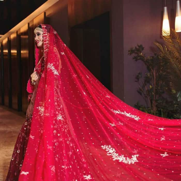 Shivangi Joshi AKA Naira Goenka From Yeh Rishta Kya Kehlata Hai Looks ...