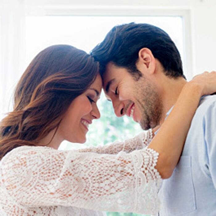 8 reasons why short girls make cute and adorable girlfriends