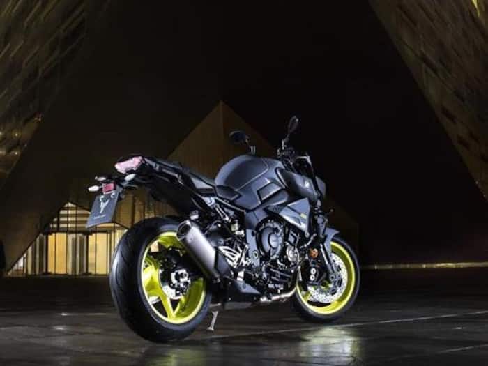 Yamaha MT-10 Photo Gallery
