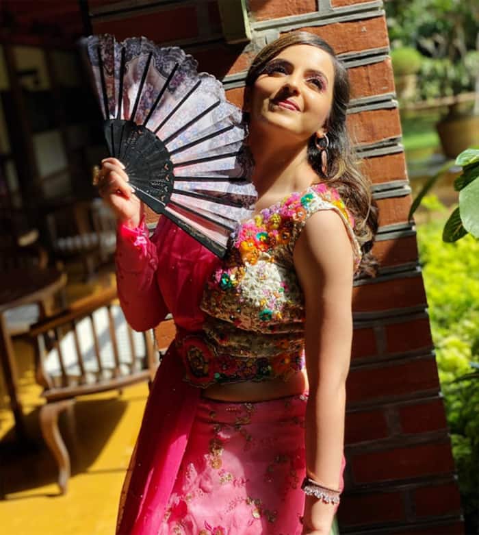 Shrenu Parikh Looks Drop dead Gorgeous