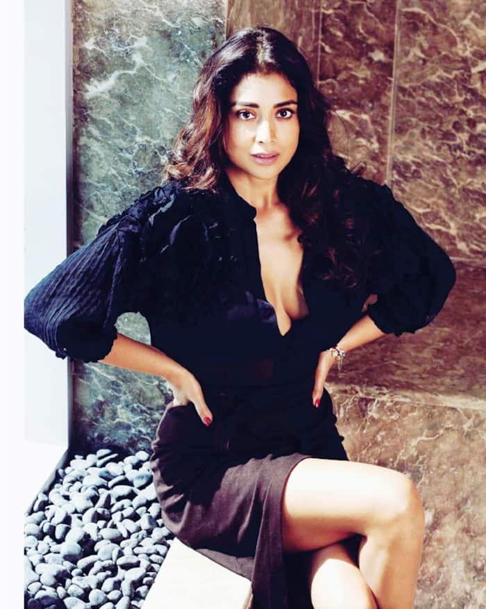 Shriya Saran Steals Our Hearts in Sexy Black Mini Dress And Matching Plunge Bralette- HOT Pics