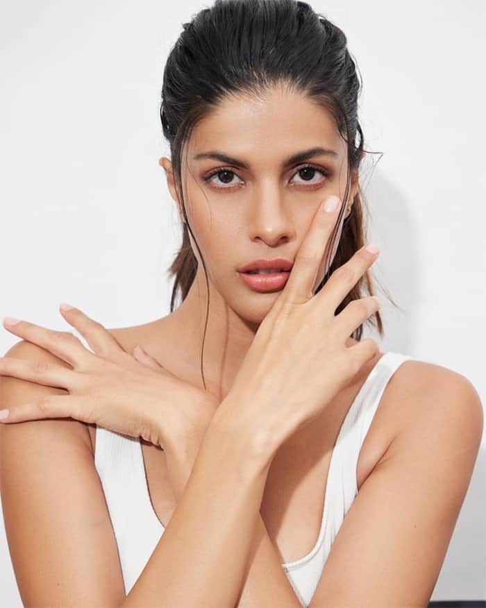 Meet Shruti Tuli, the bikini model who is the new fans' favourite in the current IPL tournament