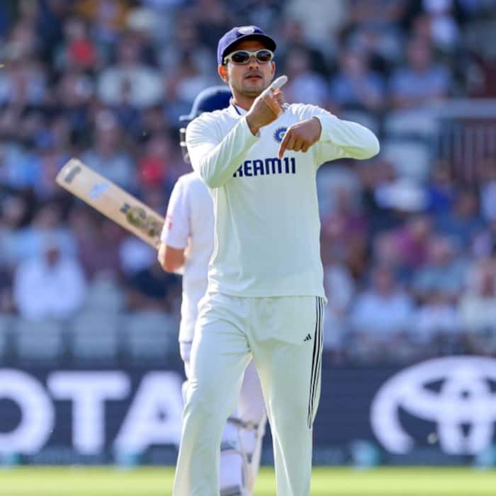 Zak Crawley smashed 84 on the second day