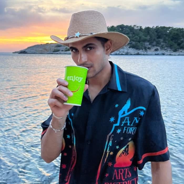 How old is Shubman Gill?