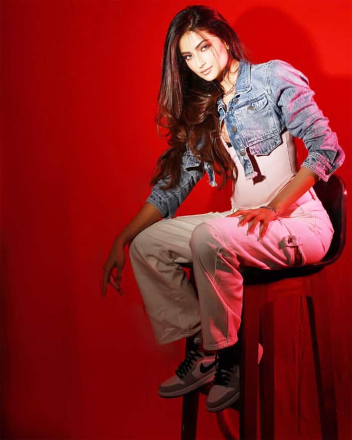 Palak Tiwari Stuns Fans With Her Absolutely Hot Pictures