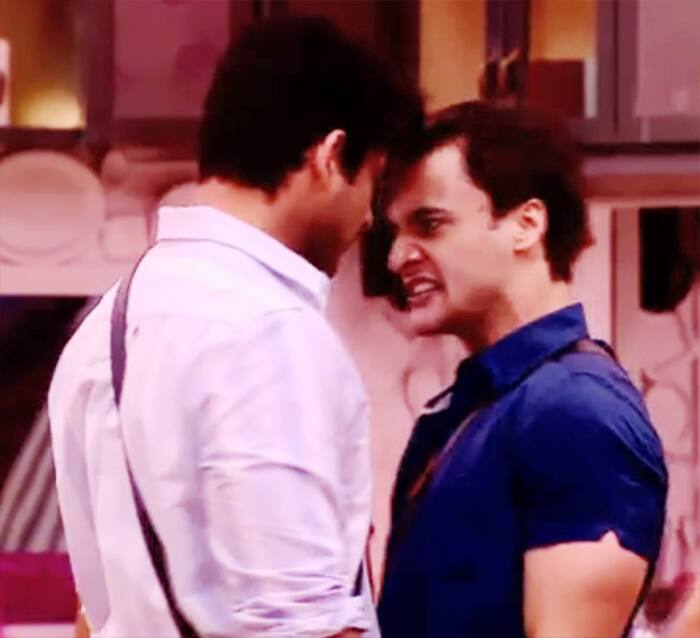 Himanshi Shehnaz twin and dance