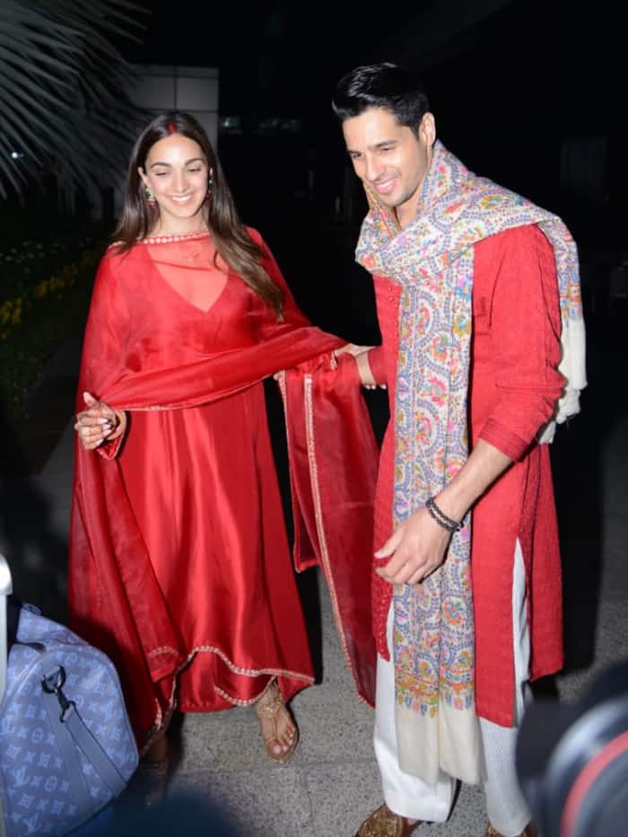 Sid, Kiara and the story of red love! See viral pics