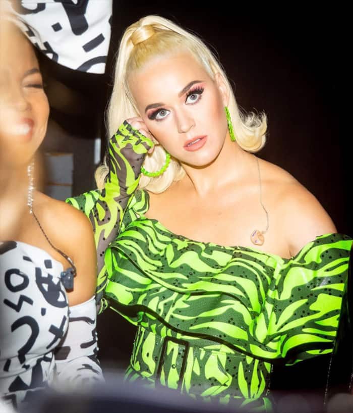 Pop Sensation Katy Perry Stuns Indian Fans With Her Blockbuster ...