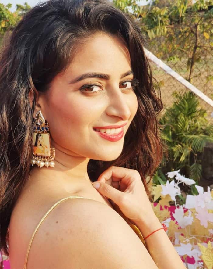 Ghum Hai Kisikey Pyaar Mein actor Aishwarya Sharma aka Pakhi’s bold ...