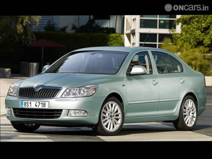 Skoda Laura Exterior img2