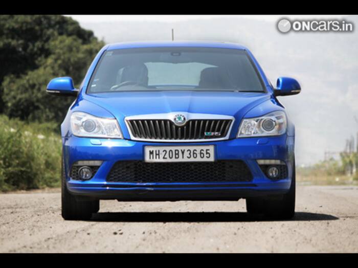 Skoda Laura RS Exterior