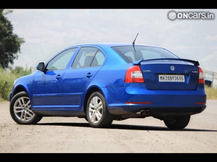 Skoda Laura RS Exterior