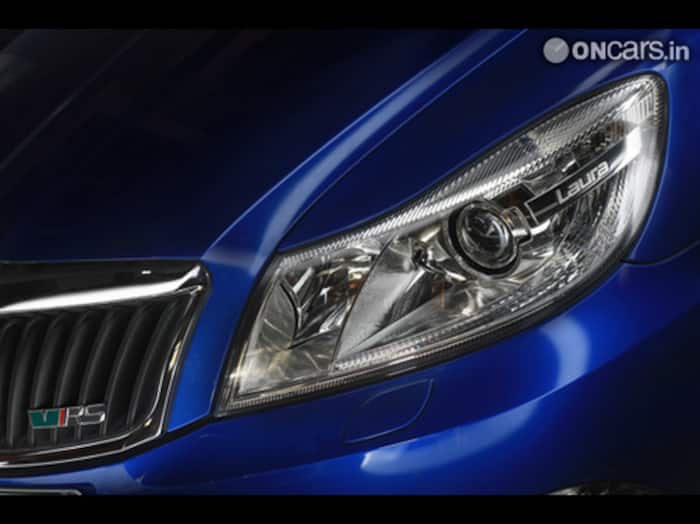 Skoda Laura RS Exterior