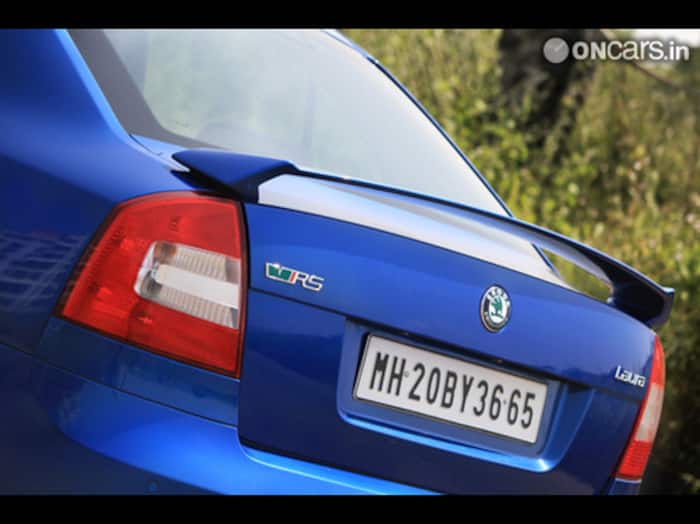 Skoda Laura RS Exterior