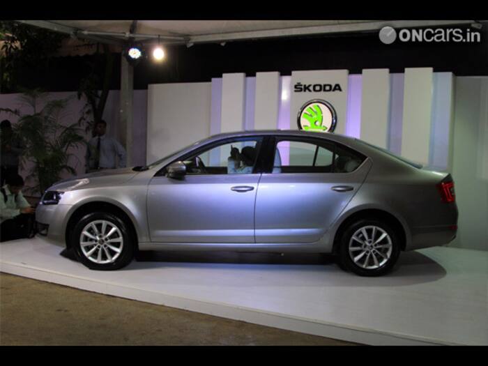 Skoda Octavia Exterior