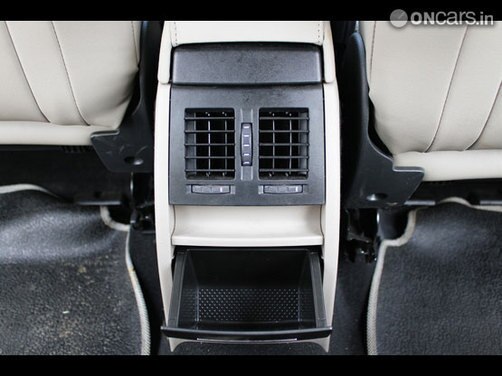 Skoda Yeti Interior img17