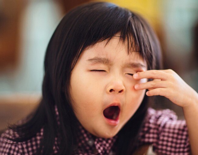 Sleeping late at night causes obesity in children