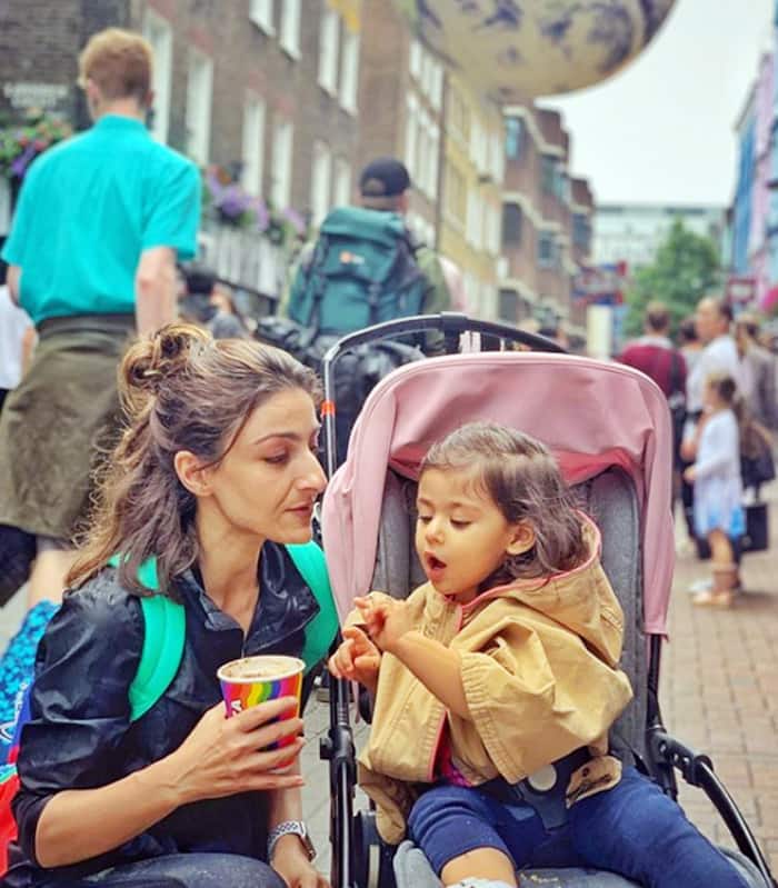 Soha and Inaaya's endless conversations