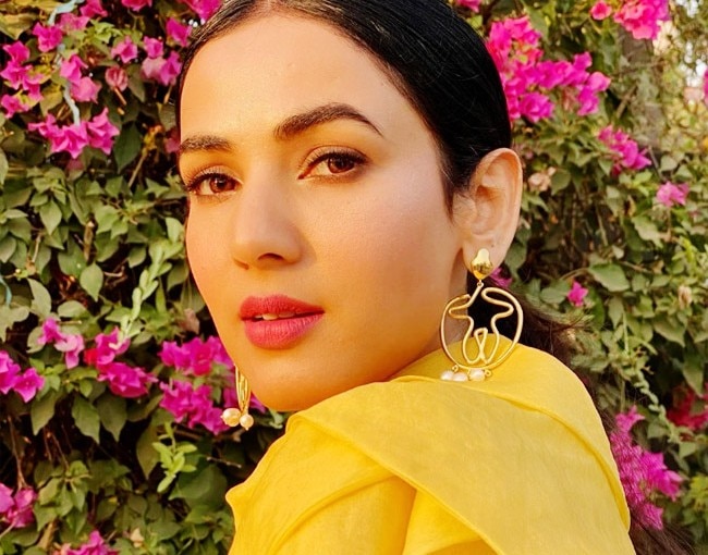 Sonal Chauhan Understands The Power of Love