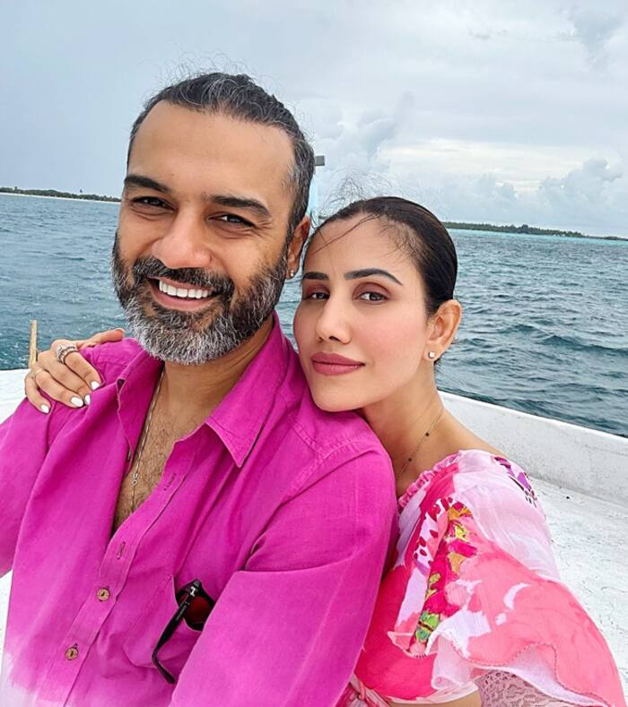 Inside Sonnalli Seygall's Luxurious And Romantic Trip to Maldives With Hubby Ashesh - See Photos