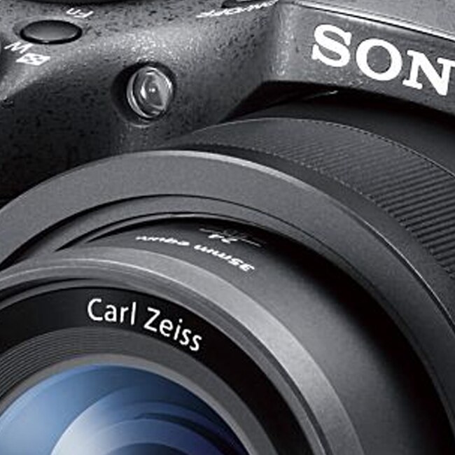 Sony Cyber shot HX350 has 50x optical zoom