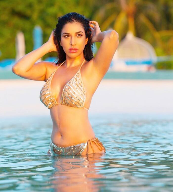 Sophie Choudry in Hot Golden Bikini