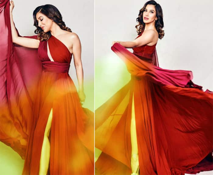Sophie Choudry Flaunts Her Curvaceous Body
