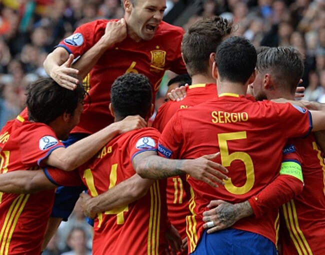 Spain celebrating the victory during UEFA EURO 2016 Group D match