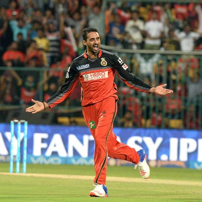 IPL 2016: Royal Challengers Bangalore beat Kings XI Punjab
