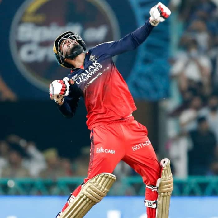 RCB have become first team to win all their 'away' matches in a season