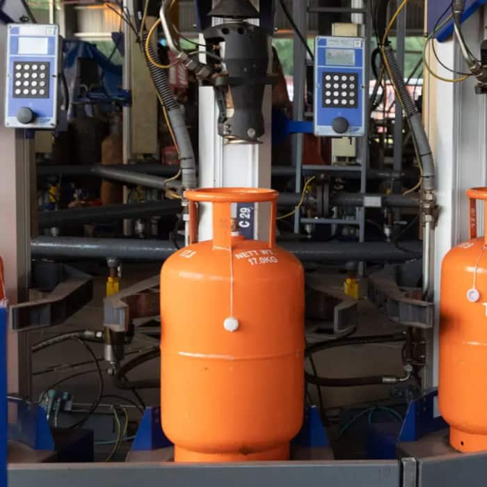 How is LPG formed? From natural gas processing to crude oil refining ...
