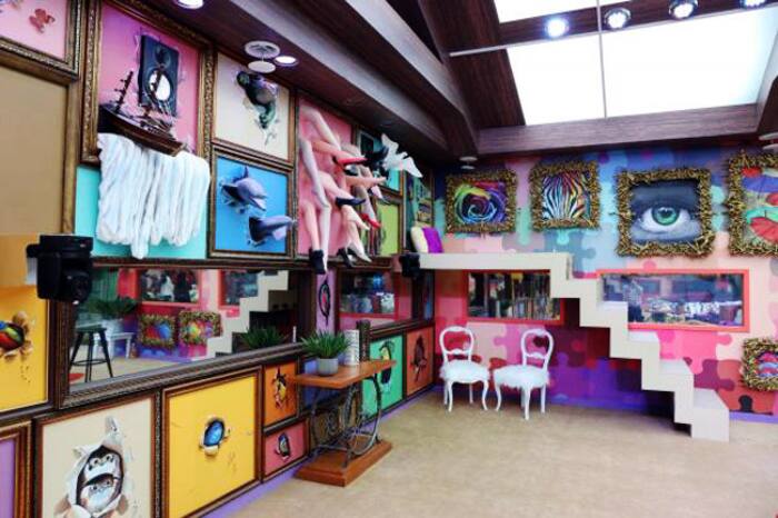 Strange and fascinating artifacts inside
