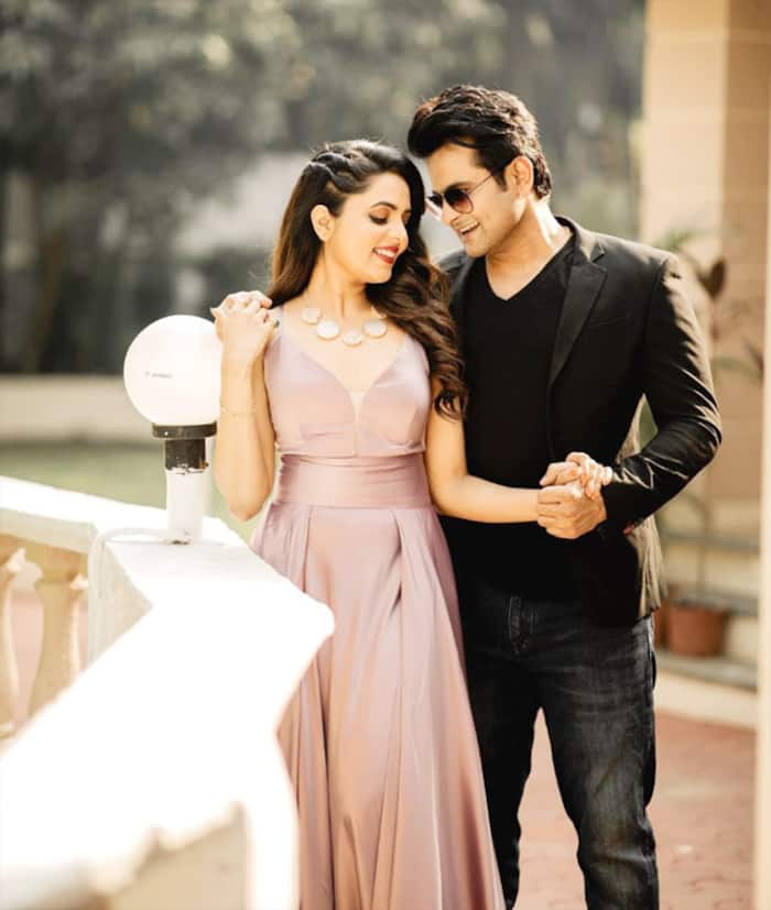 Sugandha Mishra - Sanket Bhosale’s Pre-Wedding Photos Were Shot Within ...