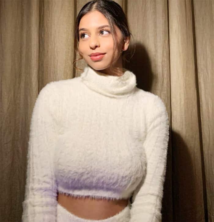 Suhana Khan Rocks Her Incredible Figure In Nude Separates Parties Hard