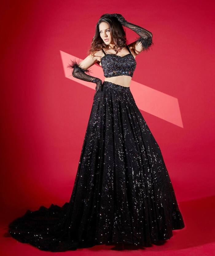 Sunny Leone looks ravishing