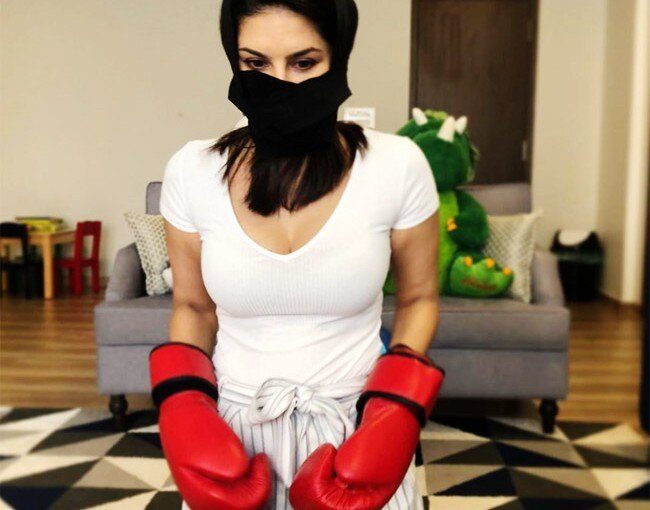 Sunny Leone Invents Innovative Masks, See Viral Photos