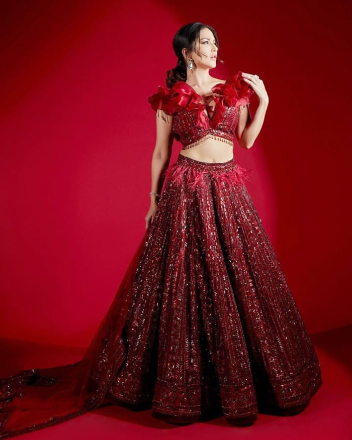 Sunny Leone Looks Like The Sexiest Strawberry in Blingy Red Lehenga ...