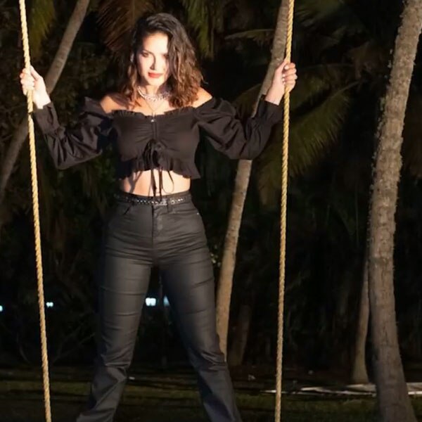 Sunny Leone Spreads Hotness With Her Stunning Look in Latest IG Pictures!