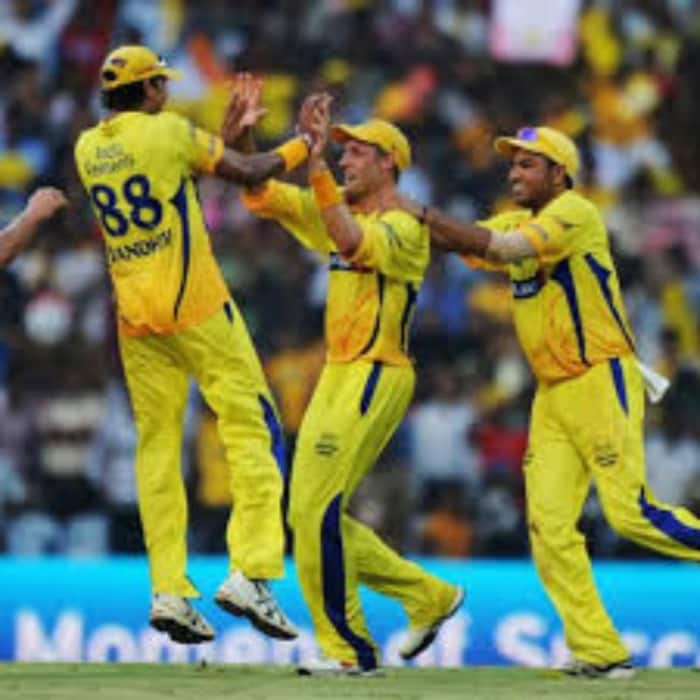 Meet star cricketer from Dhoni's CSK, now drives a bus to survive, had ...