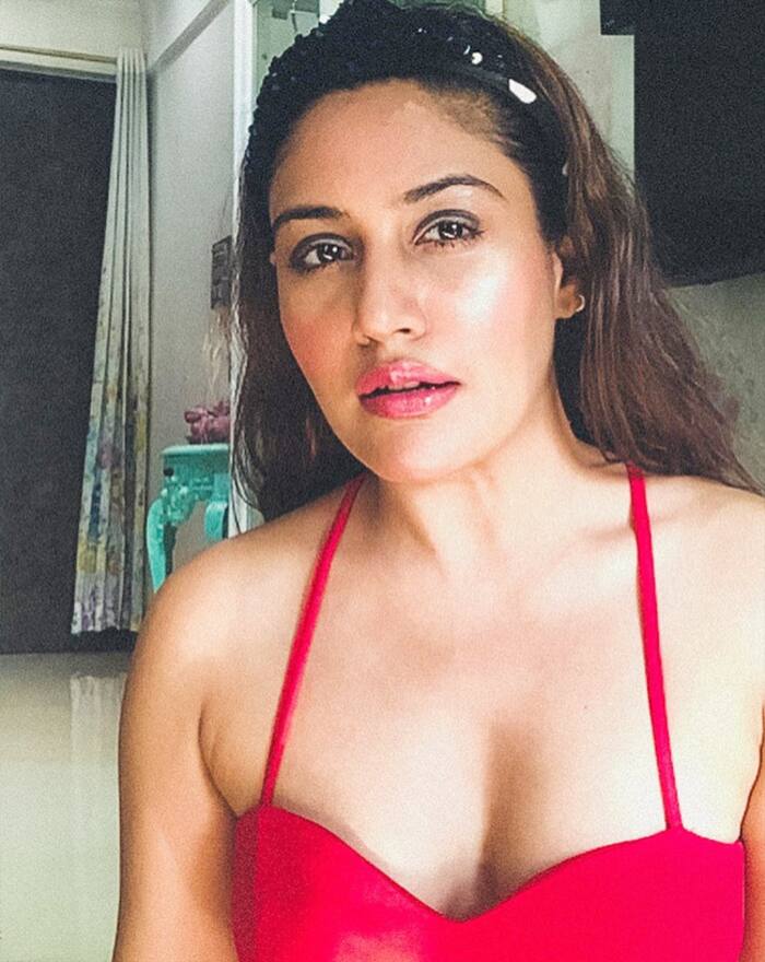 Surbhi Chandna’s bold pose