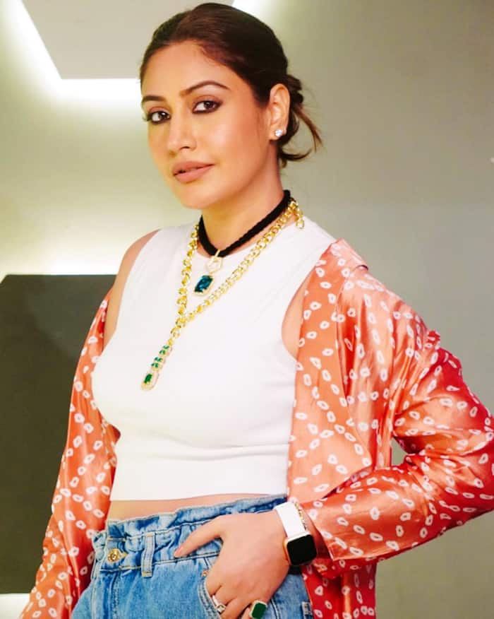 Surbhi Chandna is TV's Brightest Fashionista, Here's How She Adds Life ...