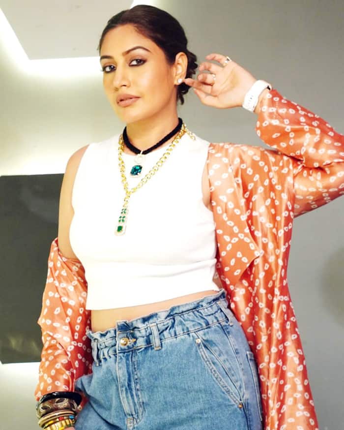 Surbhi Chandna is TV's Brightest Fashionista, Here's How She Adds Life ...