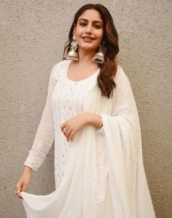 Sherdil Shergill actress Surbhi Chandna rocks a traditional look