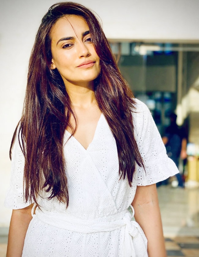 Surbhi Jyoti Stunning Pics