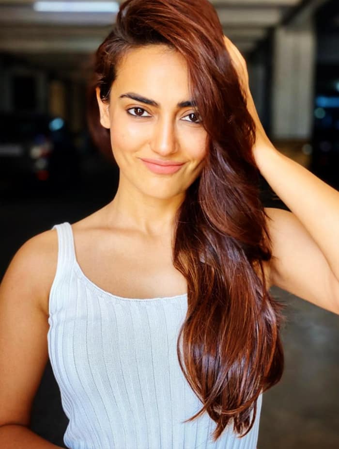 Surbhi Jyoti Stunning Pics