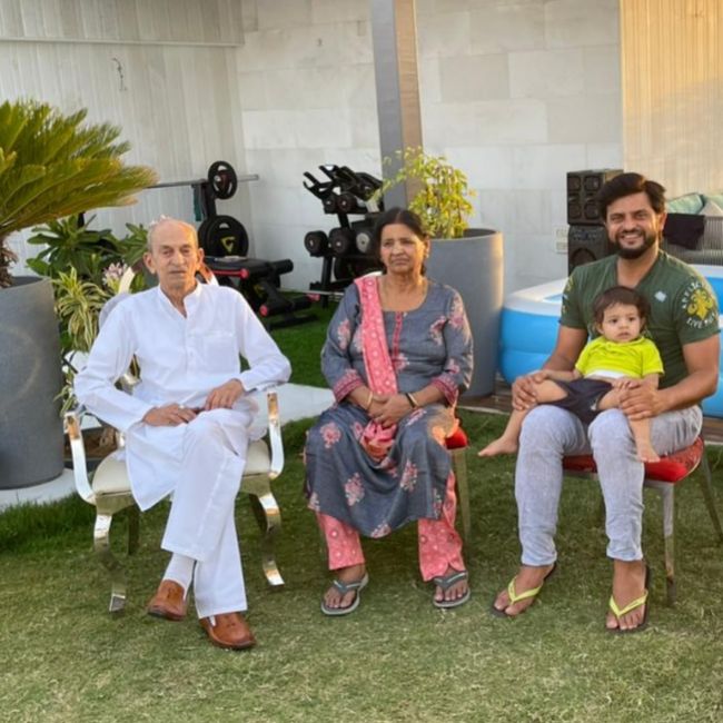 Suresh Raina With His Sister Renu Suresh Raina Family Father,